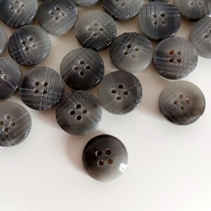 30 Gray Shaded Buttons With Carved Stripes, Dress Buttons 15mm, Made in ...