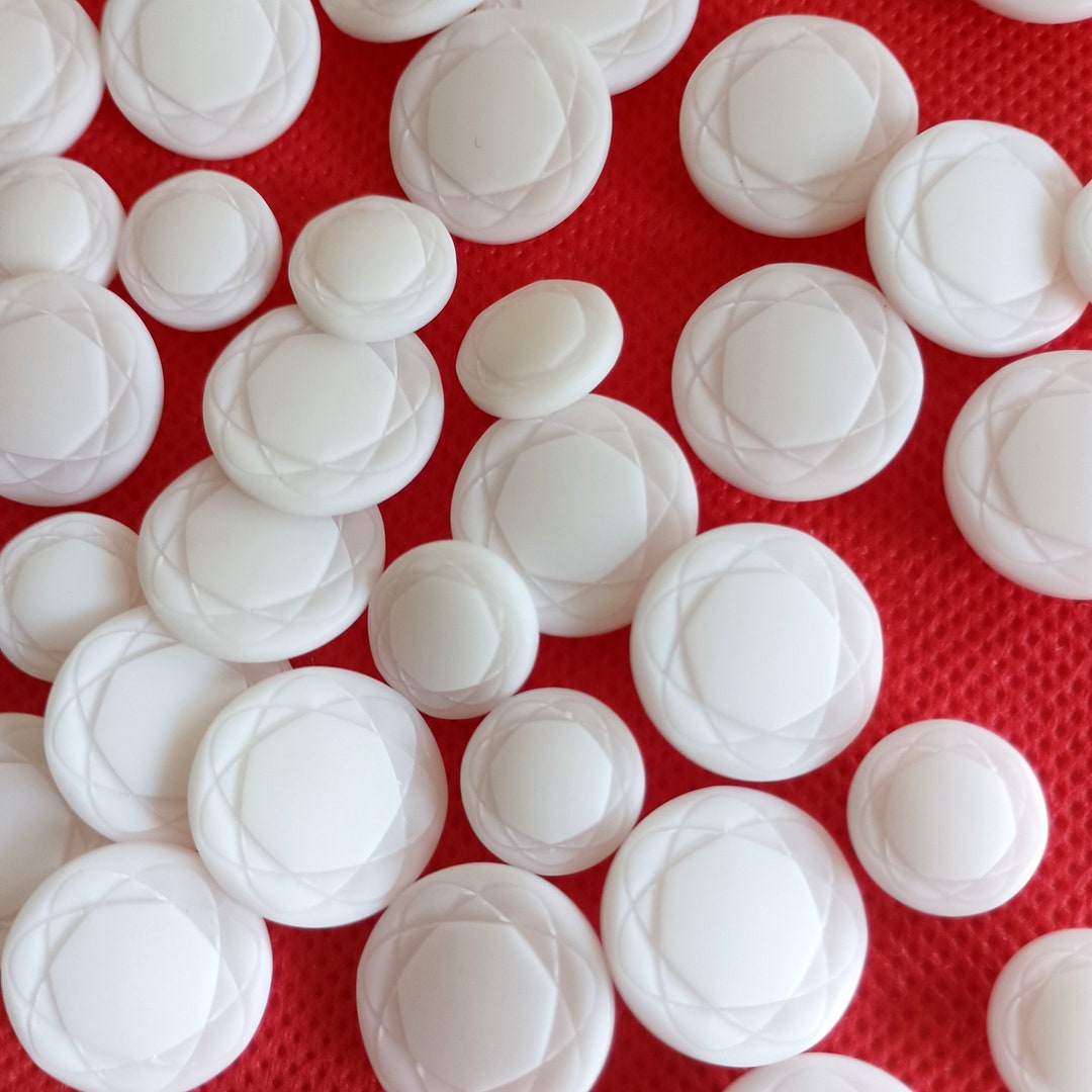 White Shank Buttons, 18mm -13mm, Made in Italy - Etsy