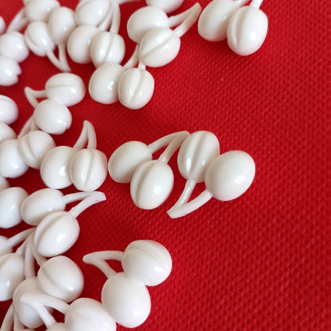 Vintage 35 White Cherries Resin Plastic Fruit Made in Italy - Etsy