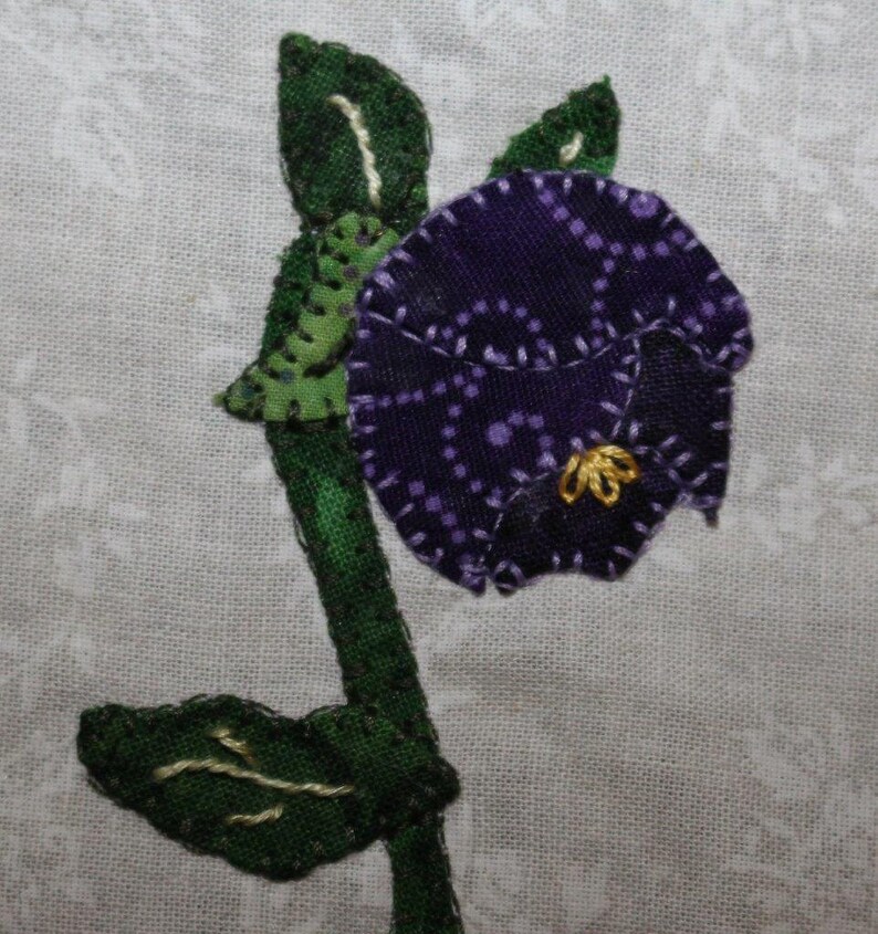 Pansy Appliqué Block for Buoyant Blossoms BOM - Etsy