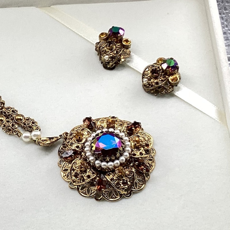 West germany jewelry - Etsy México