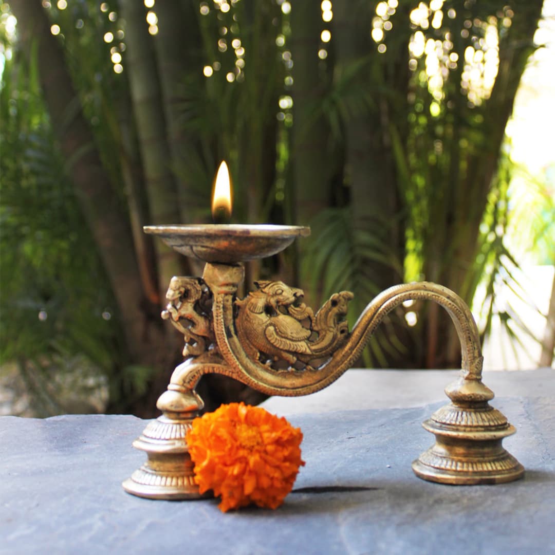 Vintage Brass Dhoop Aarti Prayer Lamp With the Mythical Yali & A Curved ...
