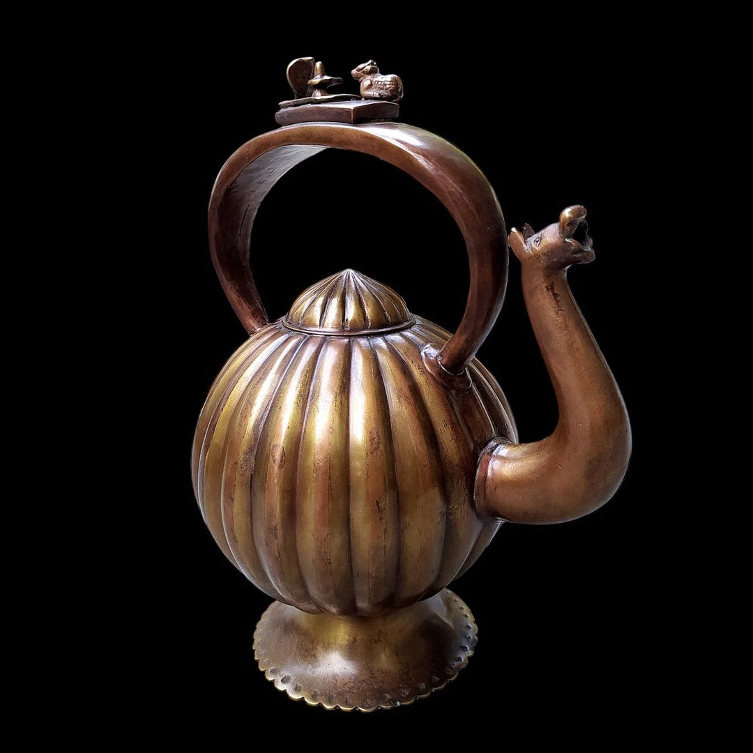 Vintage Brass & Copper Kamadalam for Holy Ganges Water. Height 25 Cm ...