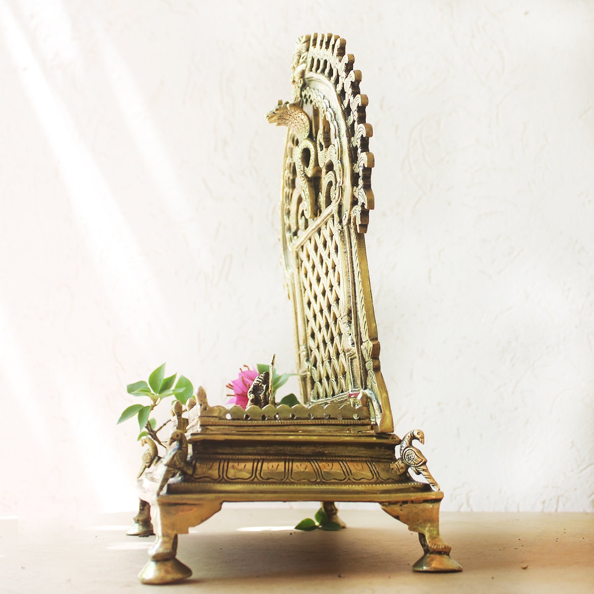 Majestic Brass Throne Handcrafted With an Exquisite Temple Frame ...