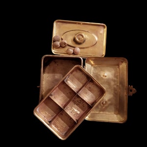 Vintage Brass Paan Dan, Beetle Nut Box, Handcrafted Brass Box With 7 ...