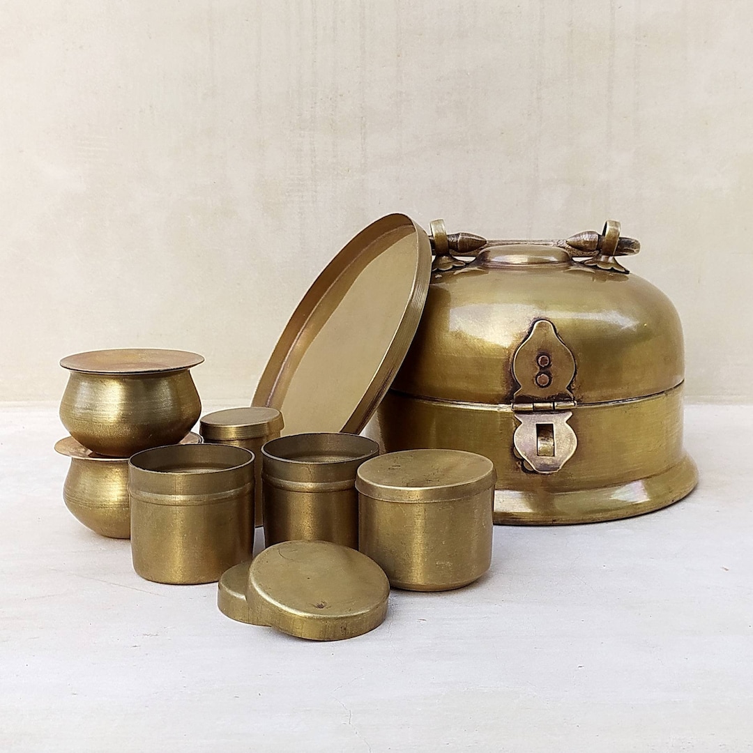 Traditional Brass Paan Dan Beetle Nut Box With 6 Containers. Dia 19 Cm ...
