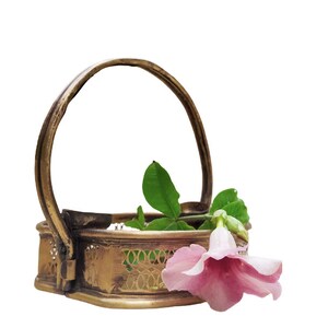 Pooja Sajja Vintage Brass Flower Basket, Prayer Basket, L 23x W 21 X Ht ...