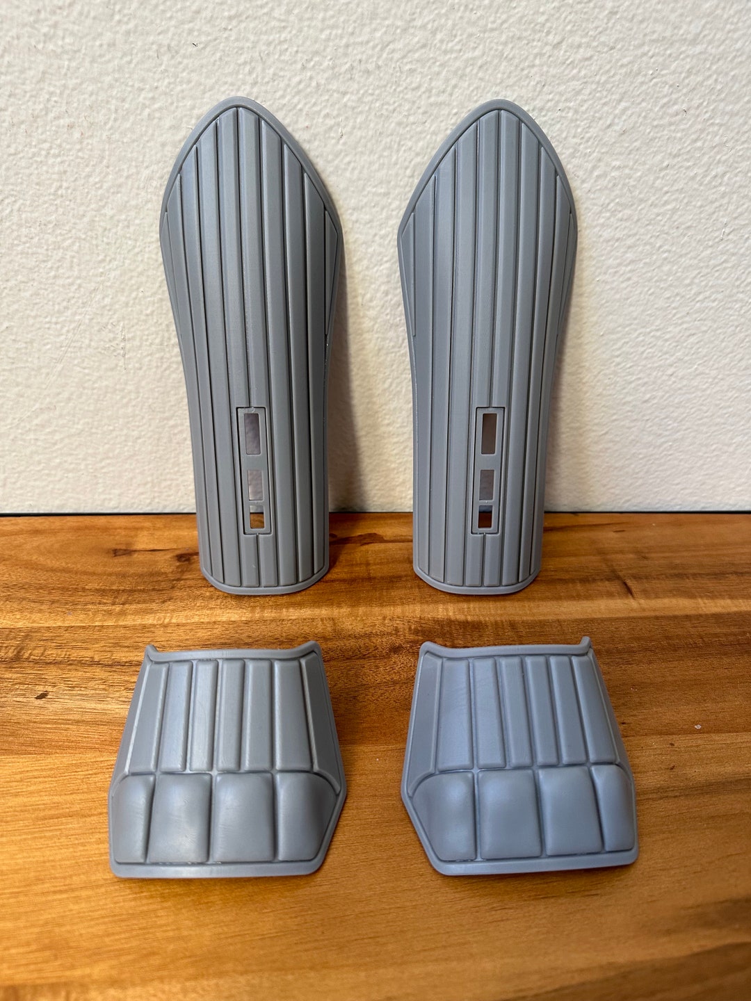 Ahsoka Tano the White Gauntlet Bracers Arm Wrist and Hand Guards ...