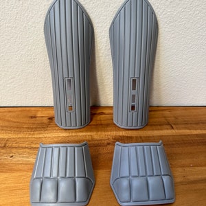 Ahsoka Tano the White Gauntlet Bracers Arm Wrist and Hand Guards ...