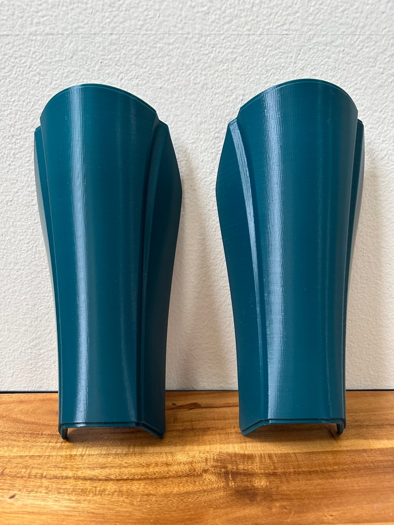 Ahsoka Tano Shin Leg Armor 3D Printed PLA - Etsy