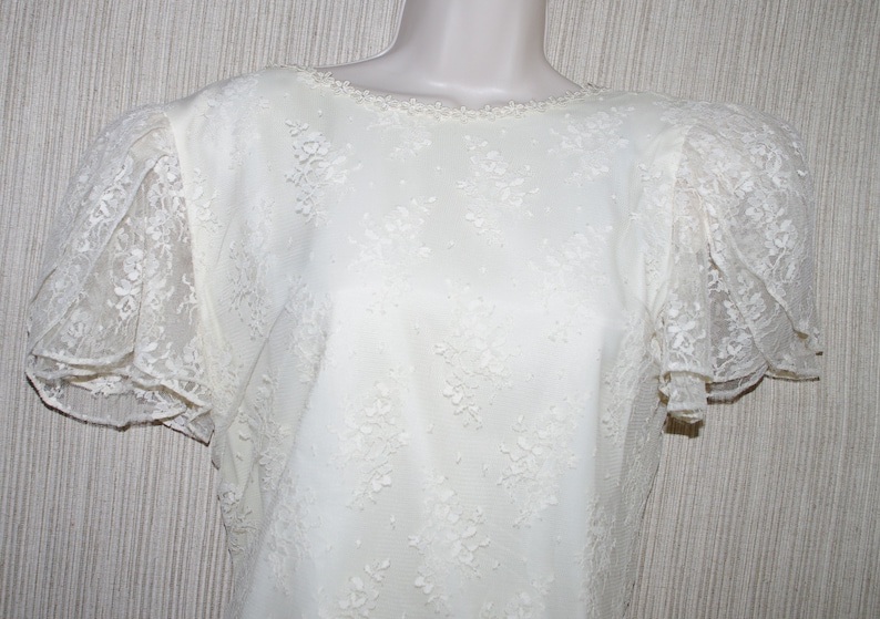 Barbara Chodos Michael Marcella Cream Ivory Short Sleeve Lace Cocktail ...