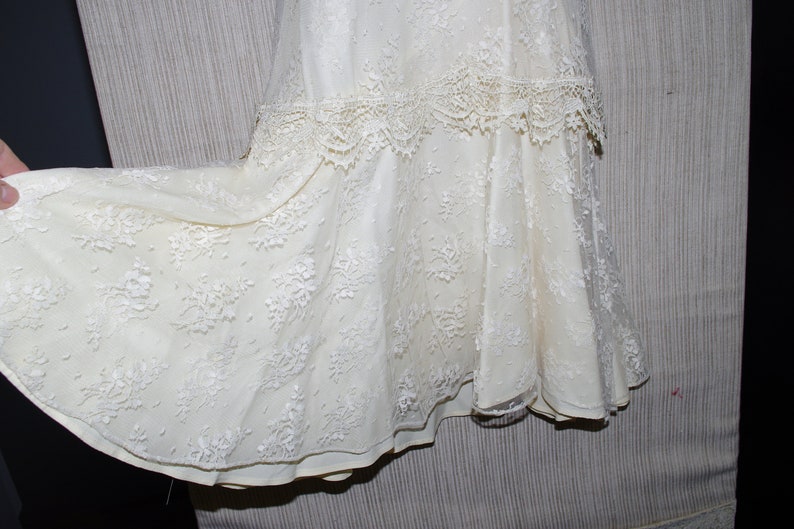 Barbara Chodos Michael Marcella Cream Ivory Short Sleeve Lace Cocktail ...