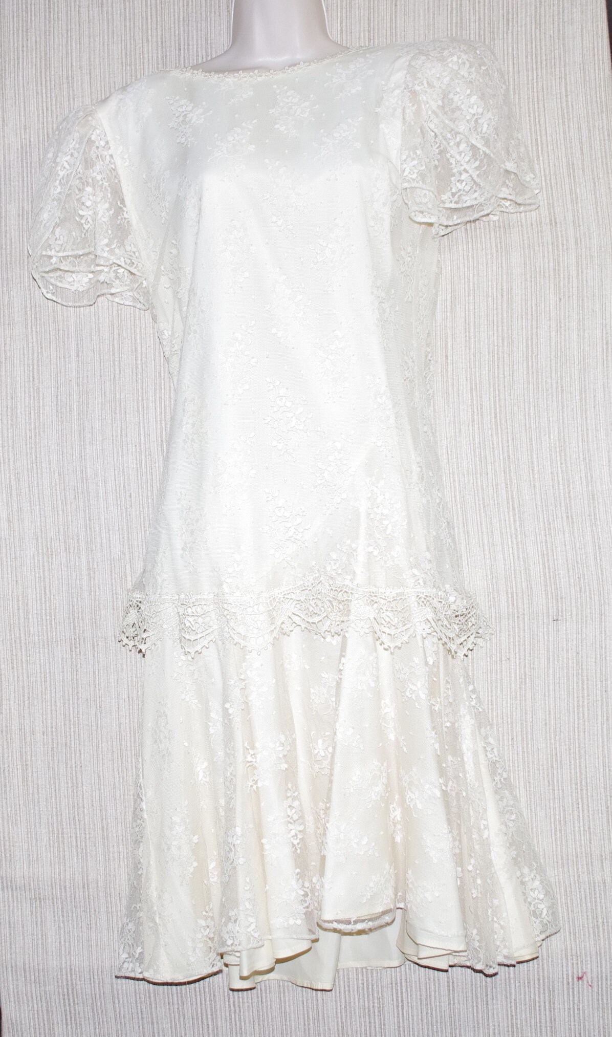 Barbara Chodos Michael Marcella Cream Ivory Short Sleeve Lace Cocktail ...