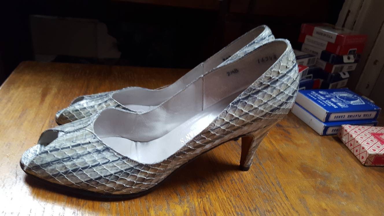 Vintage Jonathan's Reptile Skin Heels 7.5 M Leather 1950's Peep Toe ...