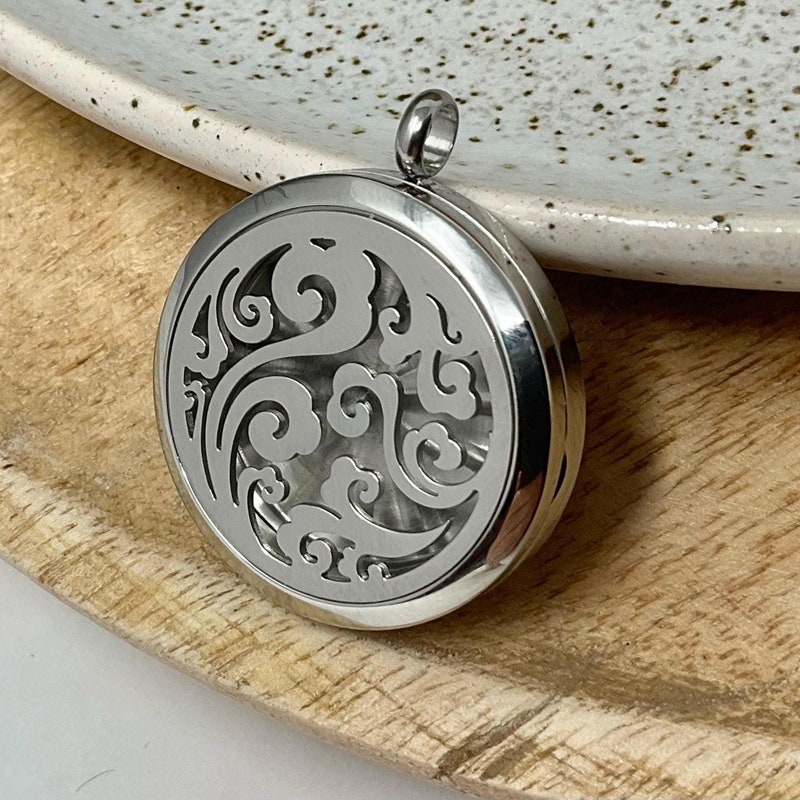 Aromatherapy Locket - Etsy