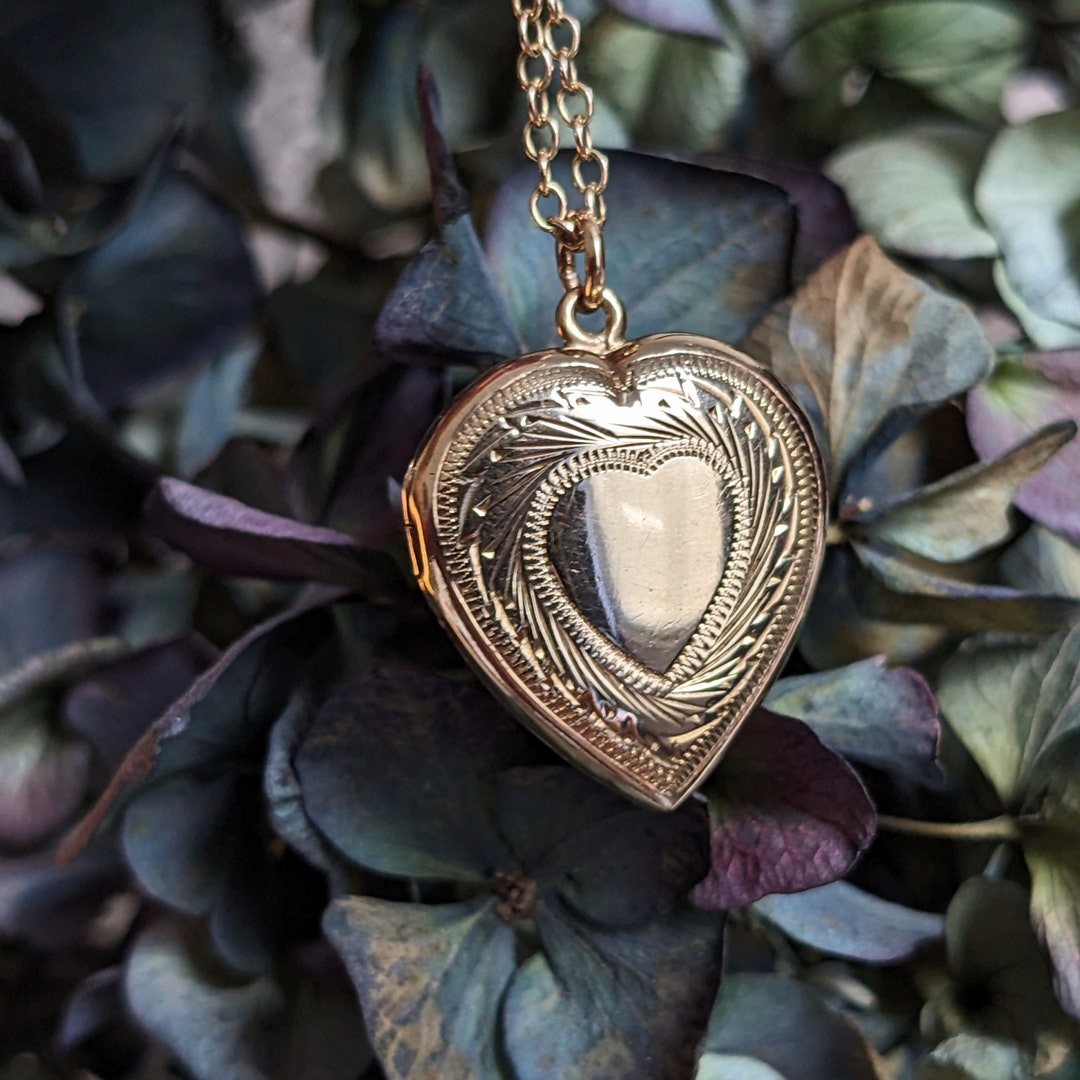 Vintage 9ct Gold Heart Locket & Chain - Etsy