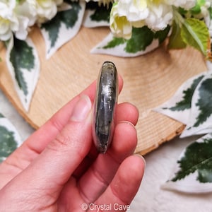 Spectolite Pocket Stone - Palm Stone Hand Stone Cabochon Natural ...