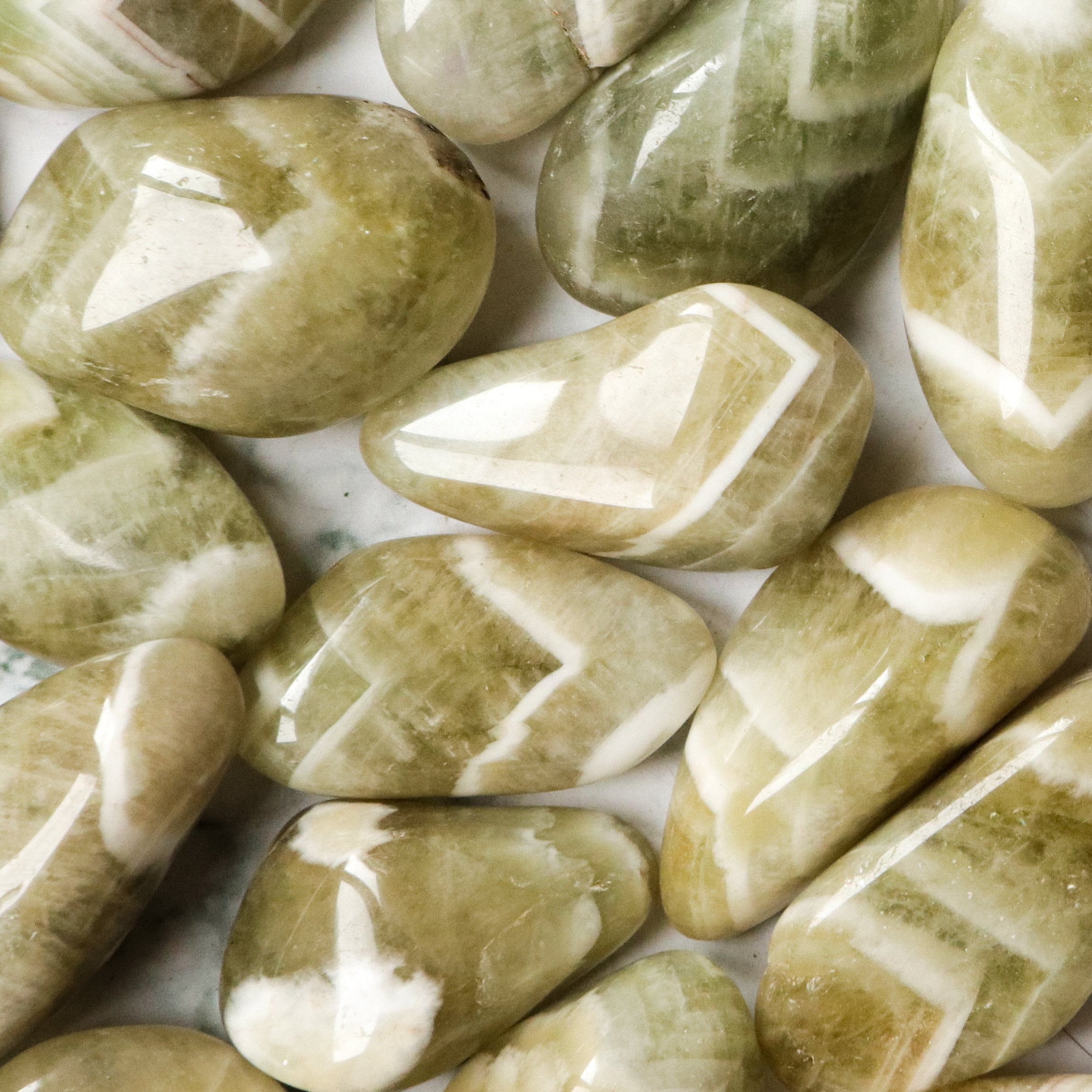 Prasiolite Quartz Green Amethyst Crystal - Tumbled Stone Polished ...