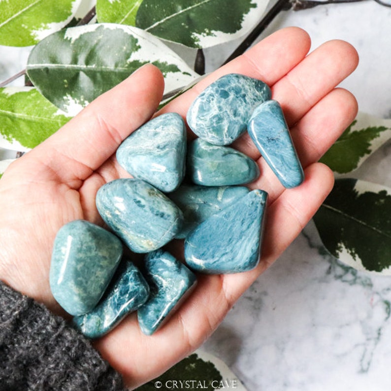 Blue Jade Crystal - Tumbled Stone Polished Gemstone / Spirituality ...