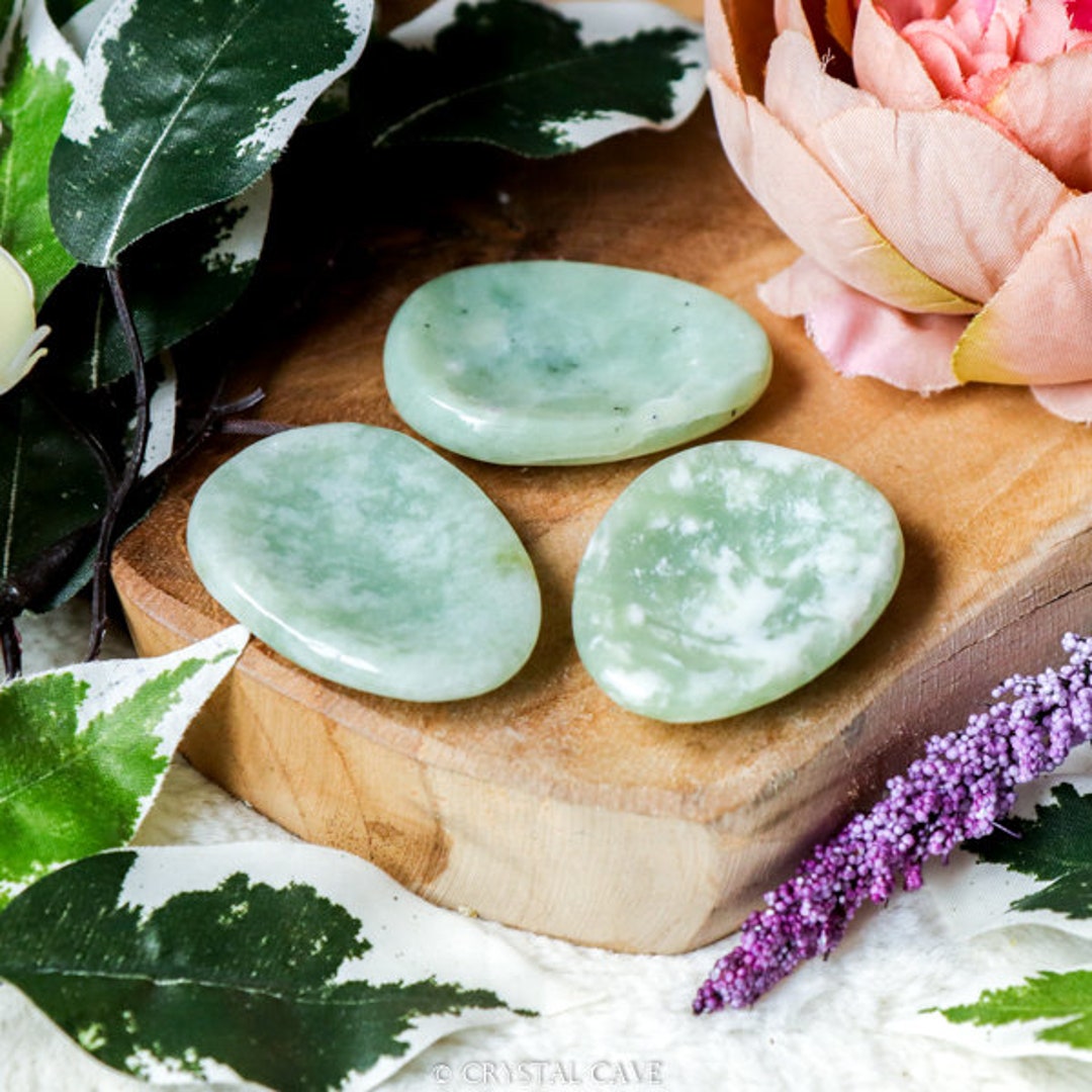New Jade Worry Stone - Serpentine Crystal Smooth Pebble Gemstone ...