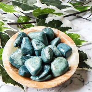 Blue Jade Crystal - Tumbled Stone Polished Gemstone / Spirituality ...
