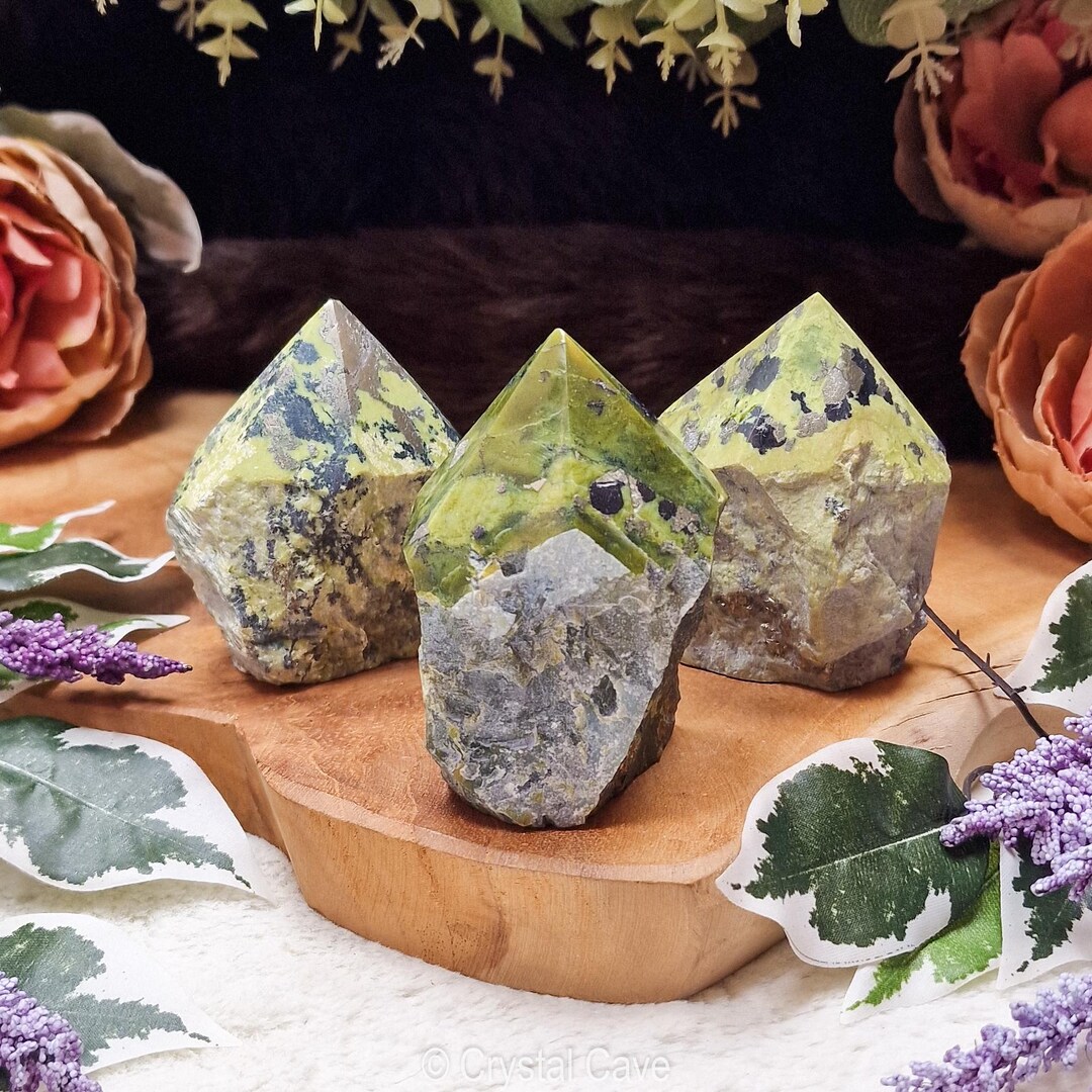Serpentine With Pyrite Generator Obelisk Tower Point Sculpture ...
