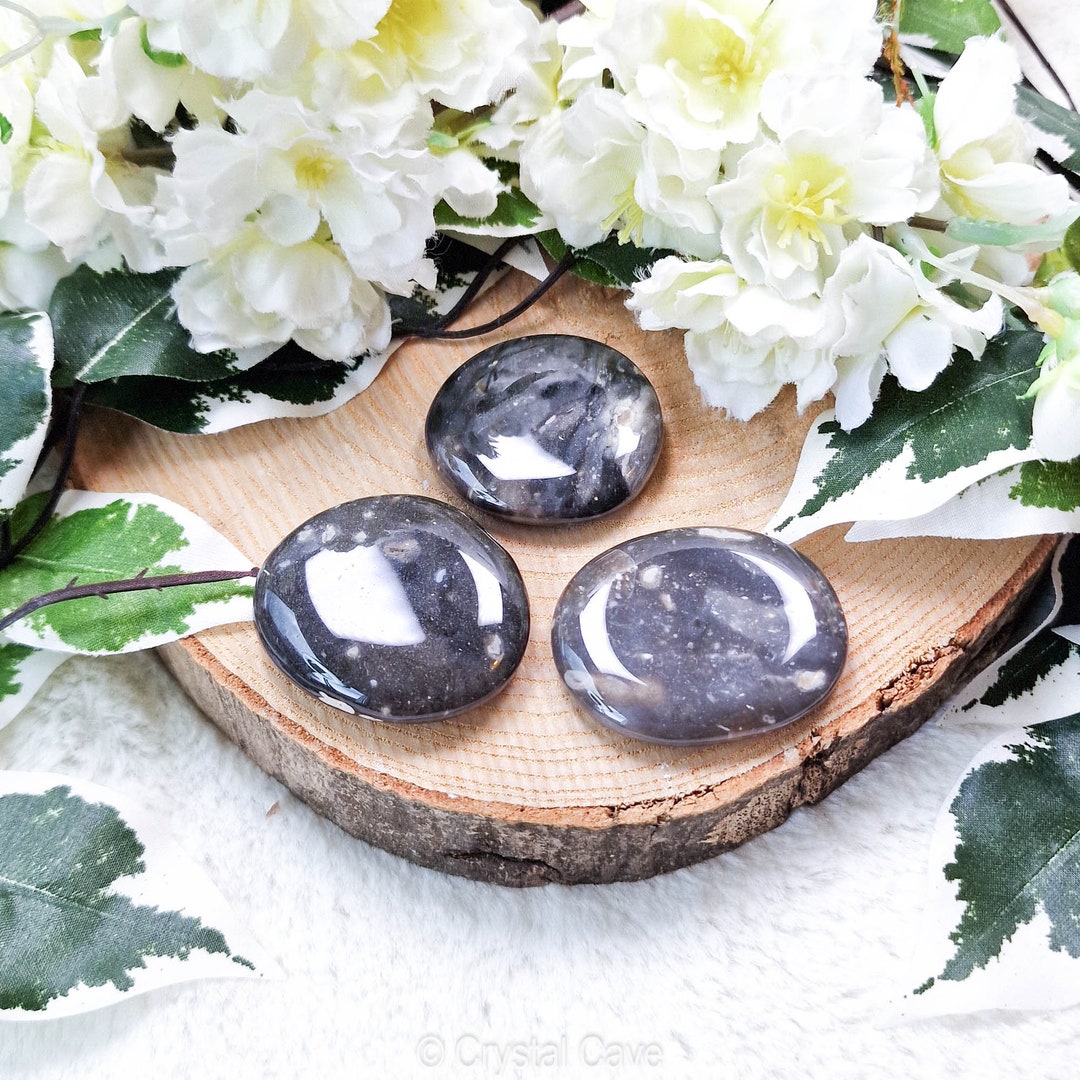 Flint Firestone Pocket Stone - Palm Stone - Hand Stone Cabochon Natural ...