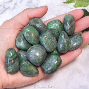 Green Gneiss Crystal Tumbled Stone Polished Gemstone / Dreams ...