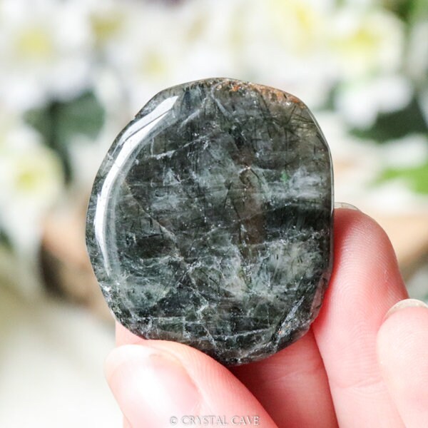Actinolite Quartz Pocket Stone - Palm Stone - Hand Stone Cabochon ...