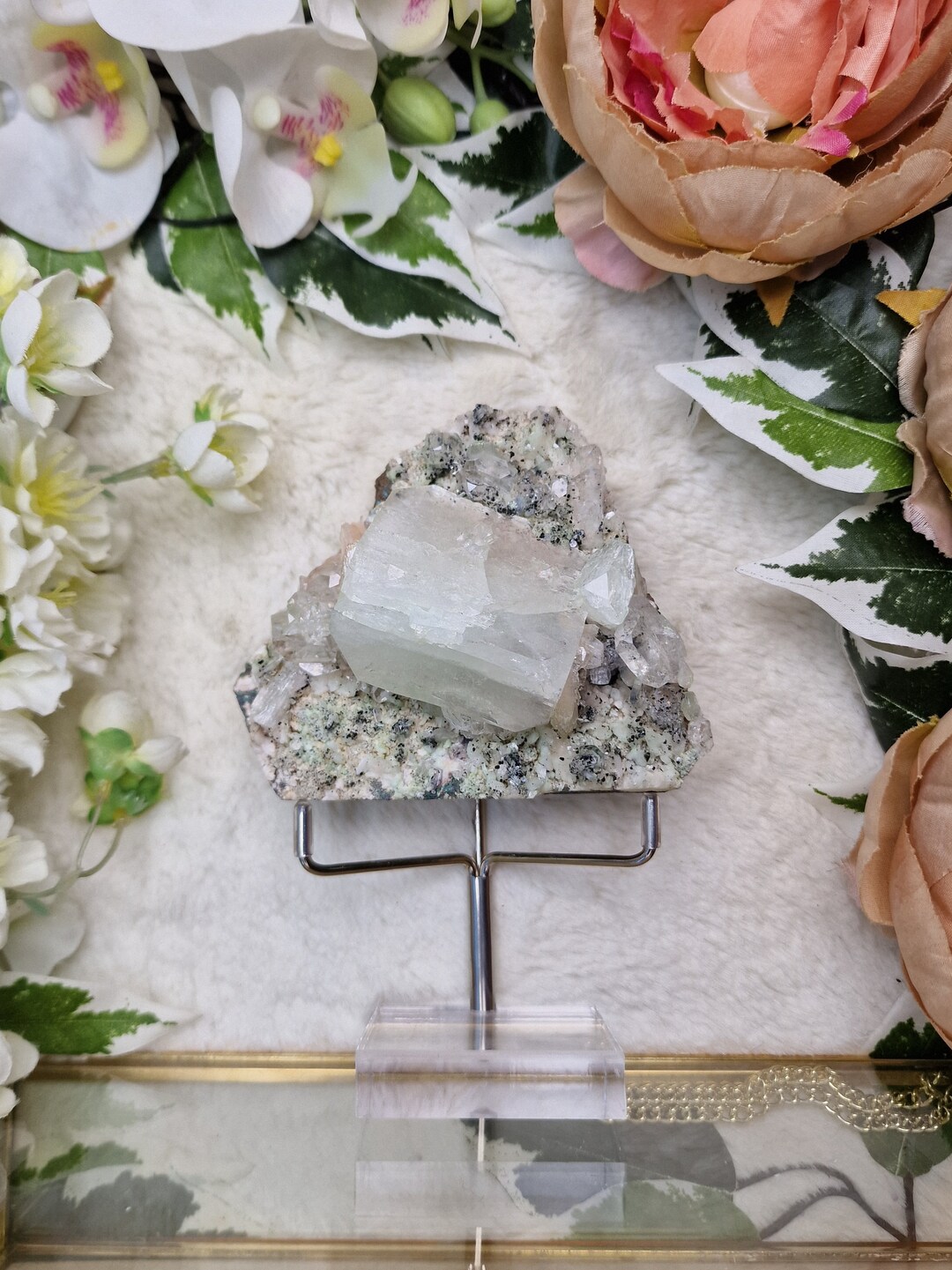 Stilbite Apophyllite Cluster India / Adjustable Display Stand Geode ...