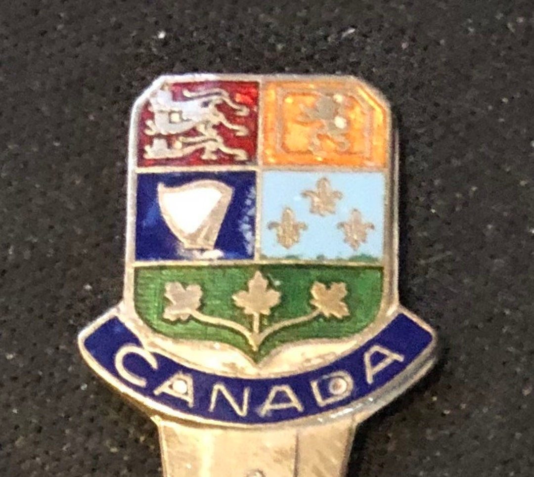 A Mari Usque Ad Mare (stem) Canada and Crest (top) on Souvenir Spoon ...