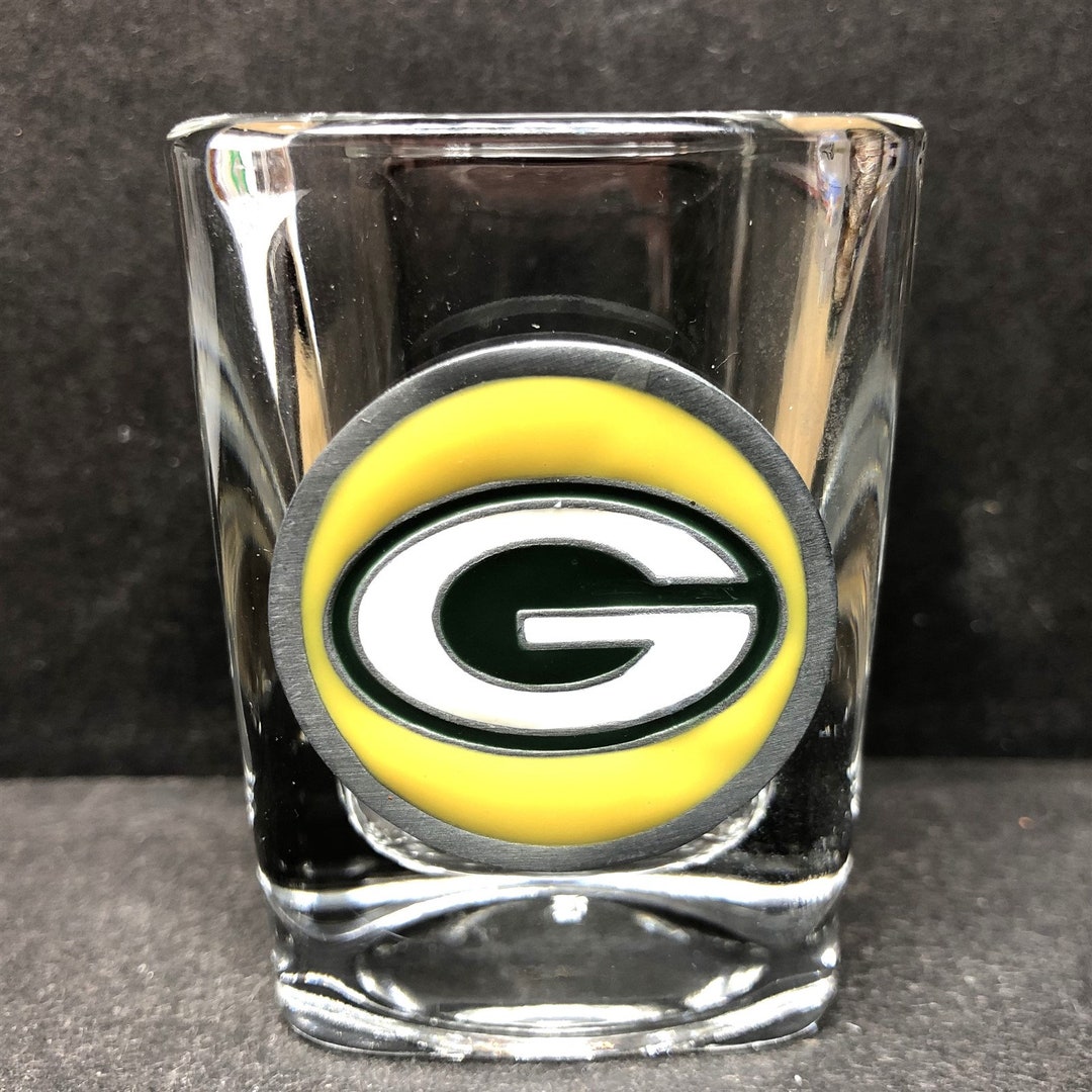 Georgia University With 'G' on Pewter Circle on 2oz Square Glass Shot ...