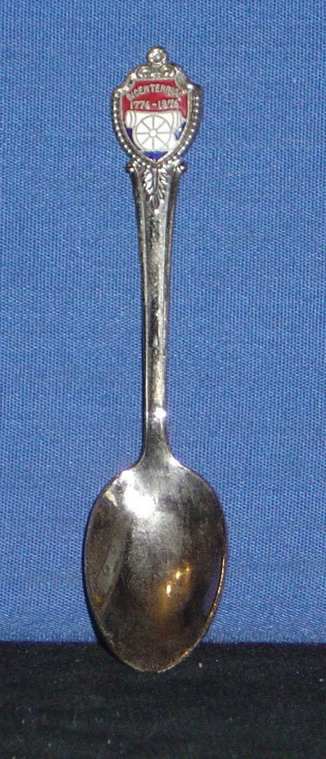 US Bicentennial 1776-1976 With Cannon (top) on Souvenir Spoon - NEW - Etsy