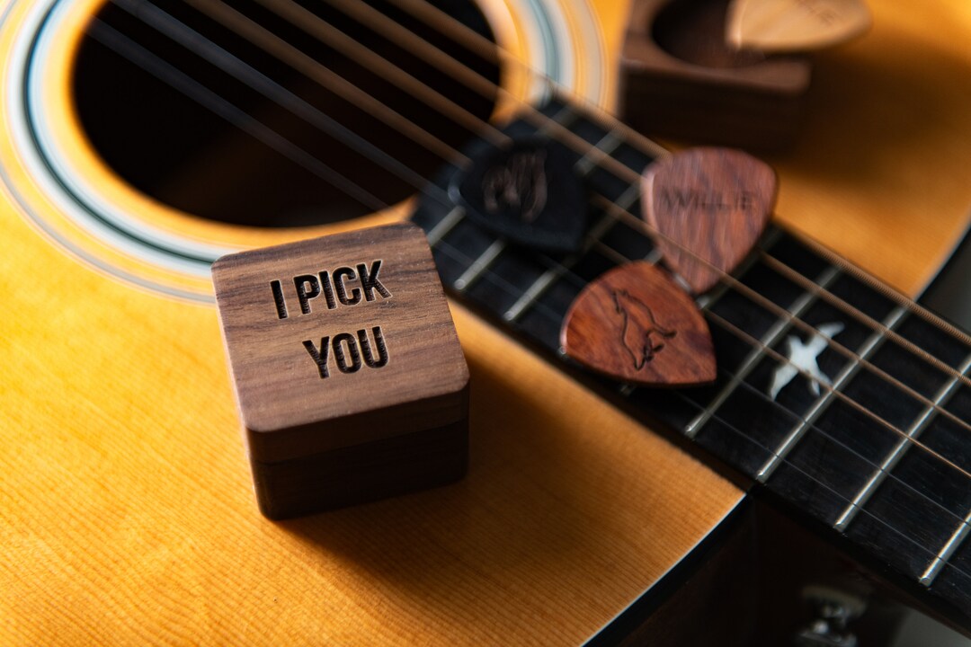 Personalized Guitar Picks With Case - Etsy