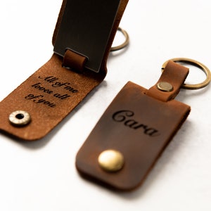 Personalized Wedding Gift - Photo Metal Tag Leather Keychain - Etsy