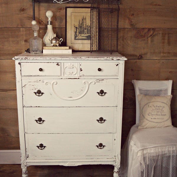 Chippy Shabby Chic - Etsy