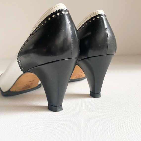 Vintage Gucci 80s Black White Spectator Style Low Hee… - Gem