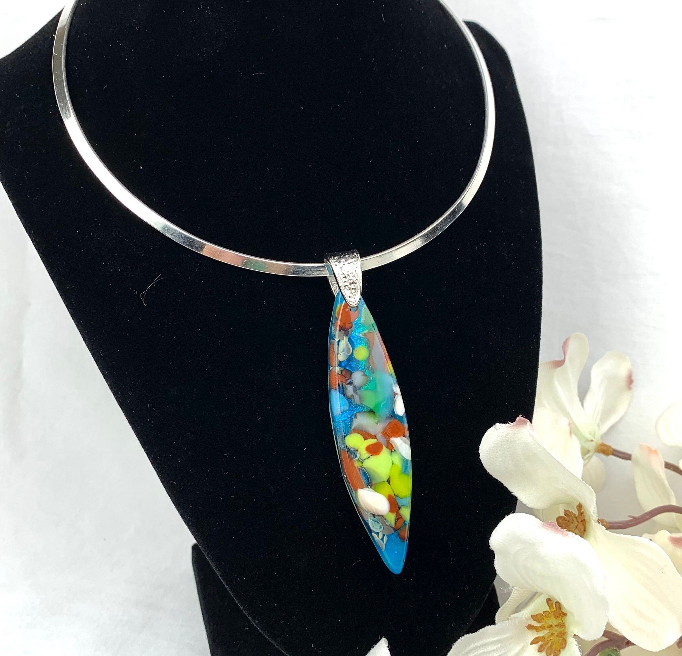 Oval Glass Pendant With Free Neck Ring Included - Under the Sea ...