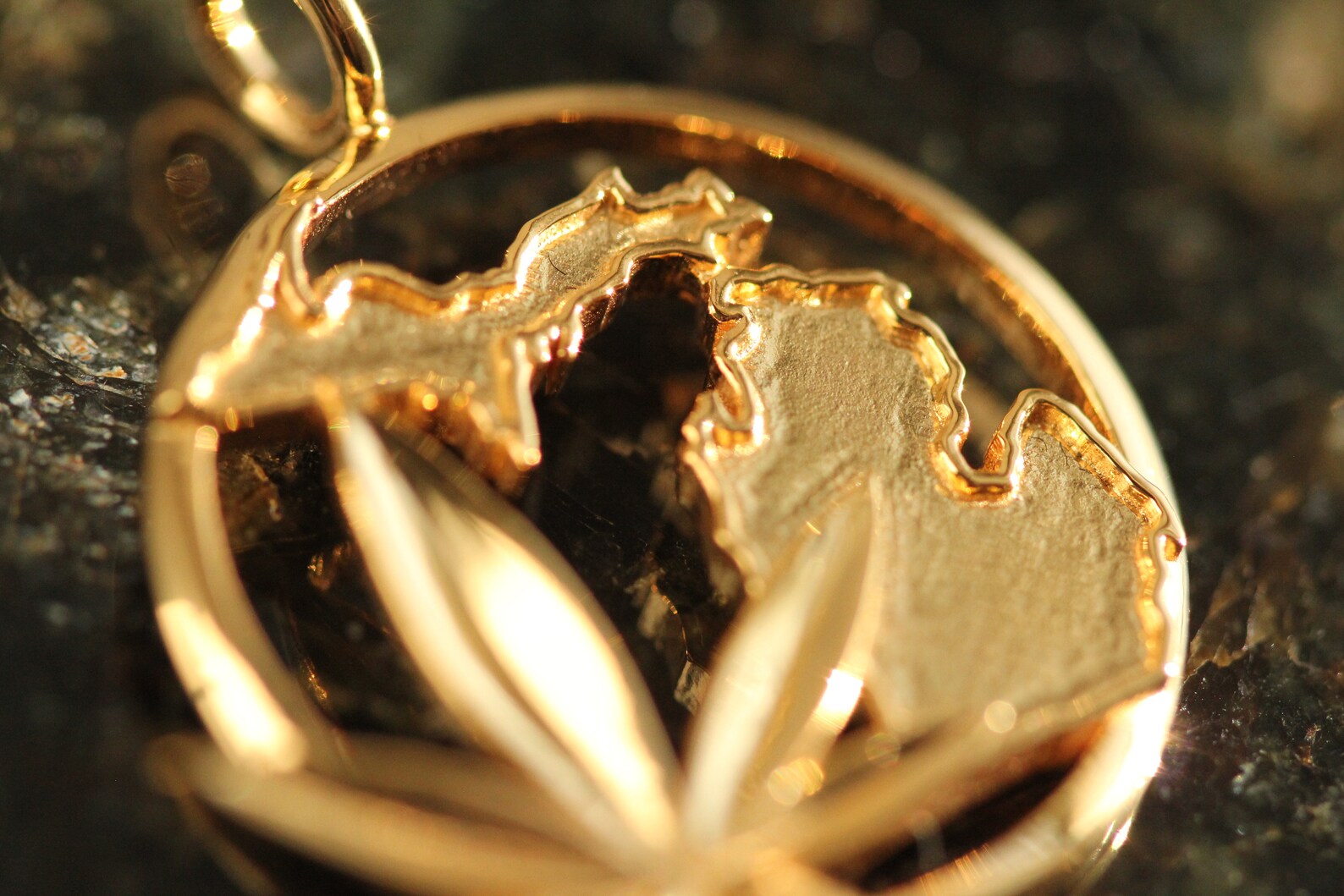 Michigan Weed Pendant, Medical Marijuana, Legalize Marijuana, Michigan ...