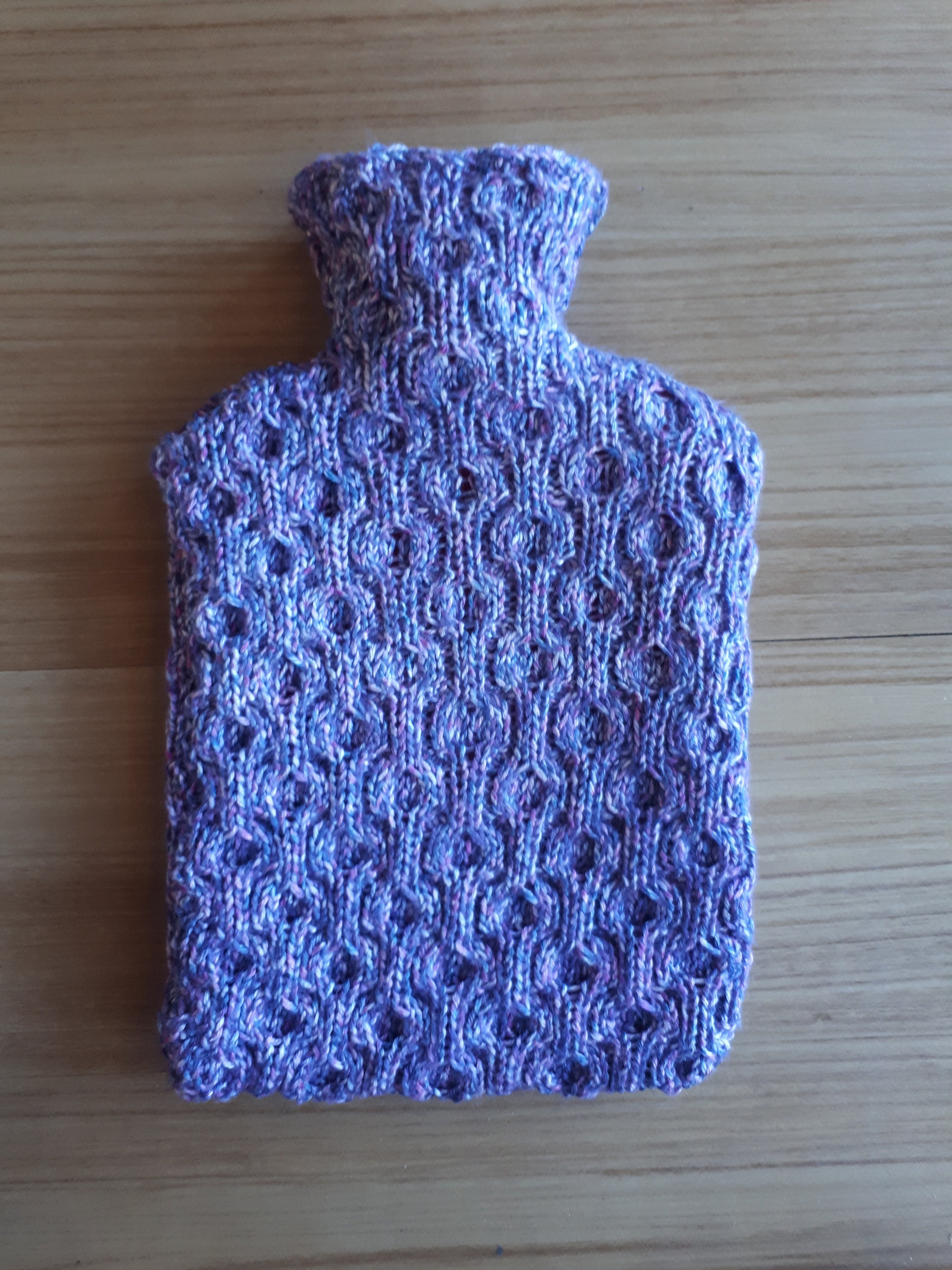 Interlock Hot Water Bottle Cover (knitting Pattern) - Etsy