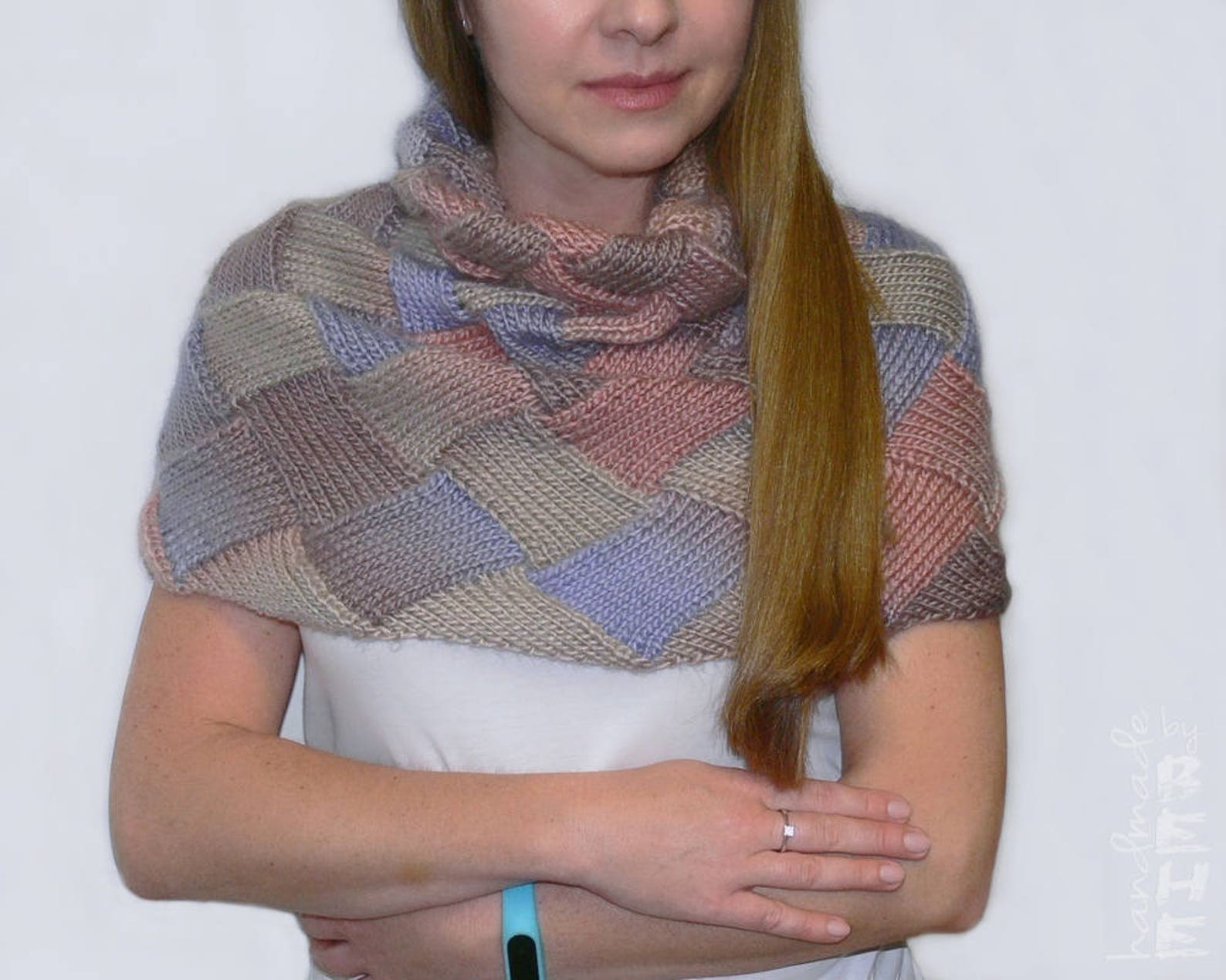 Hand-knitted Entrelac Multicolor Shaded Cowl/ Neck Warmer/ Snood ...