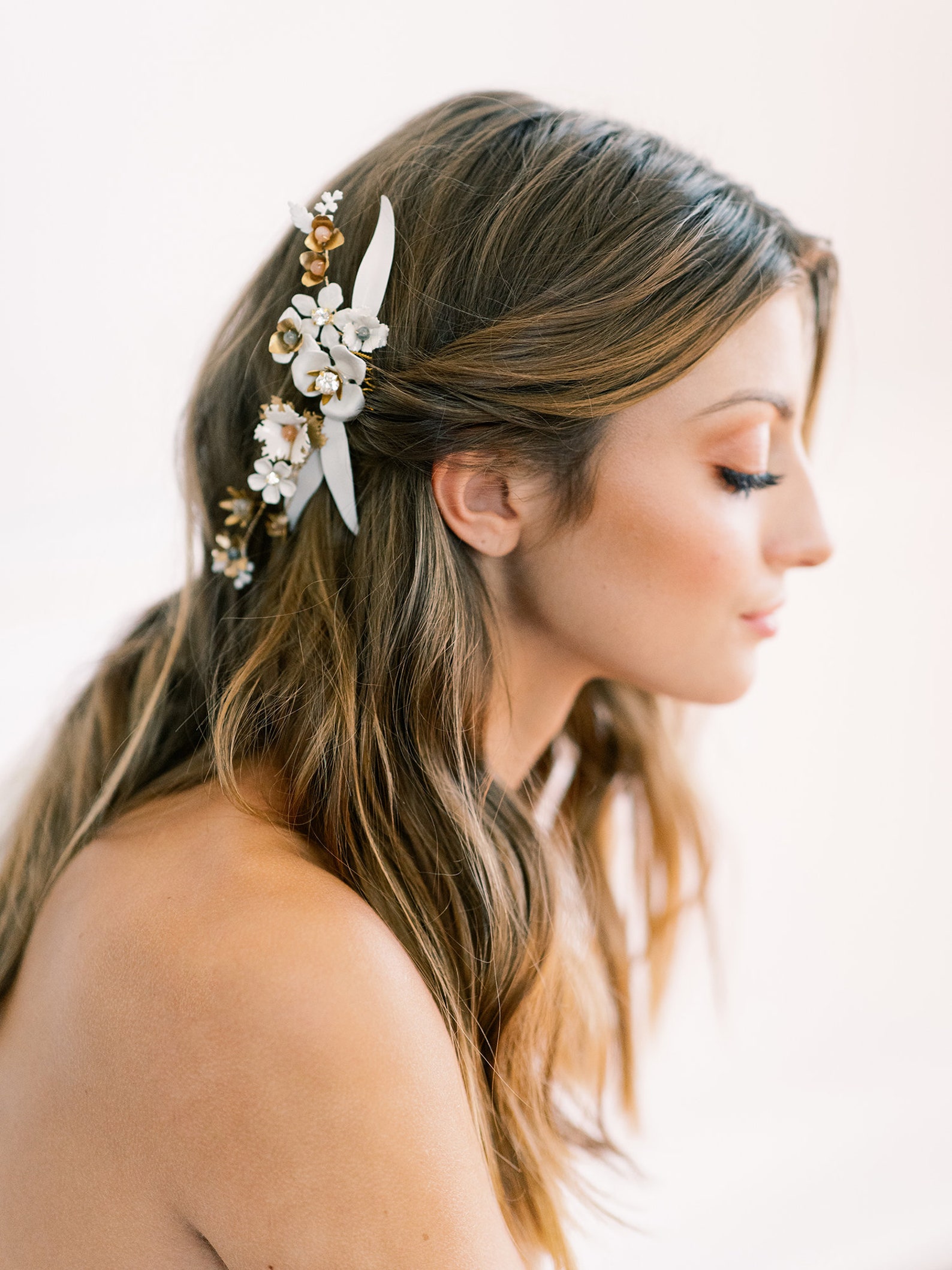 SAMPLE SALE - CATALINA - Modern White Floral Bridal Comb, Bohemian ...