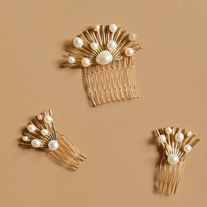 MADISON Unique Gold Art Deco Pearl or Rhinestone Comb Set - Etsy