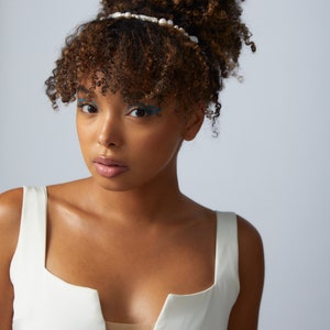 CORETTA - Freshwater Pearl Bohemian Bridal Headpiece, Boho Minimalist ...