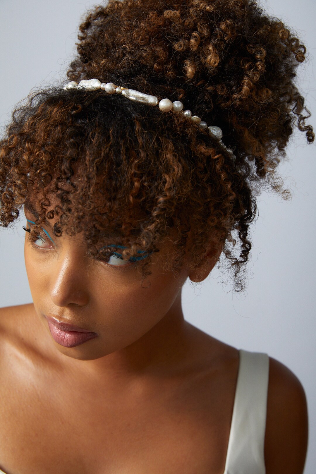 CORETTA - Freshwater Pearl Bohemian Bridal Headpiece, Boho Minimalist ...