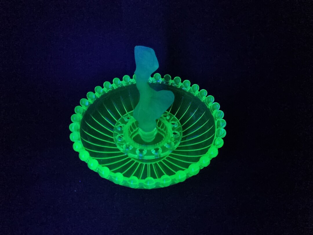 NEW LISTING Enchanting Art Deco Uranium Green Glass Complete Inwald ...