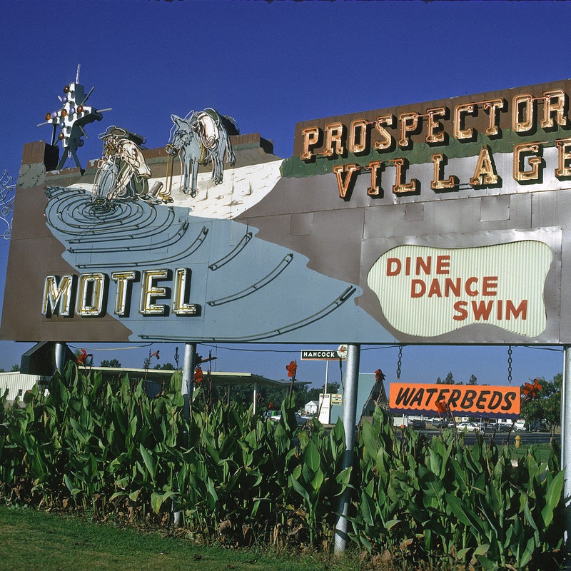 Vintage Motel Sign - Etsy