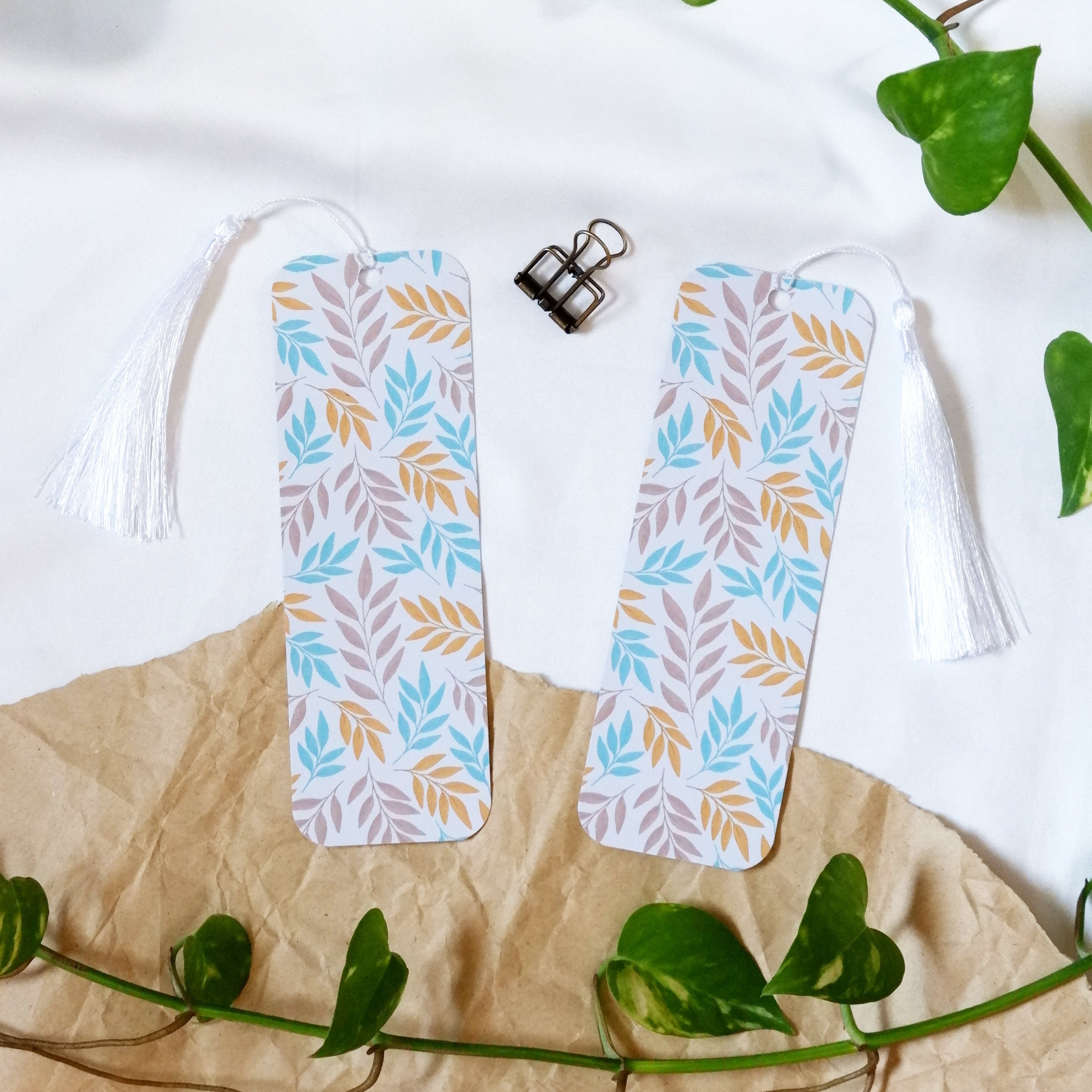 Leaves 4 Pattern Bookmark Illustration, Illustrated Bookmarks, Double ...