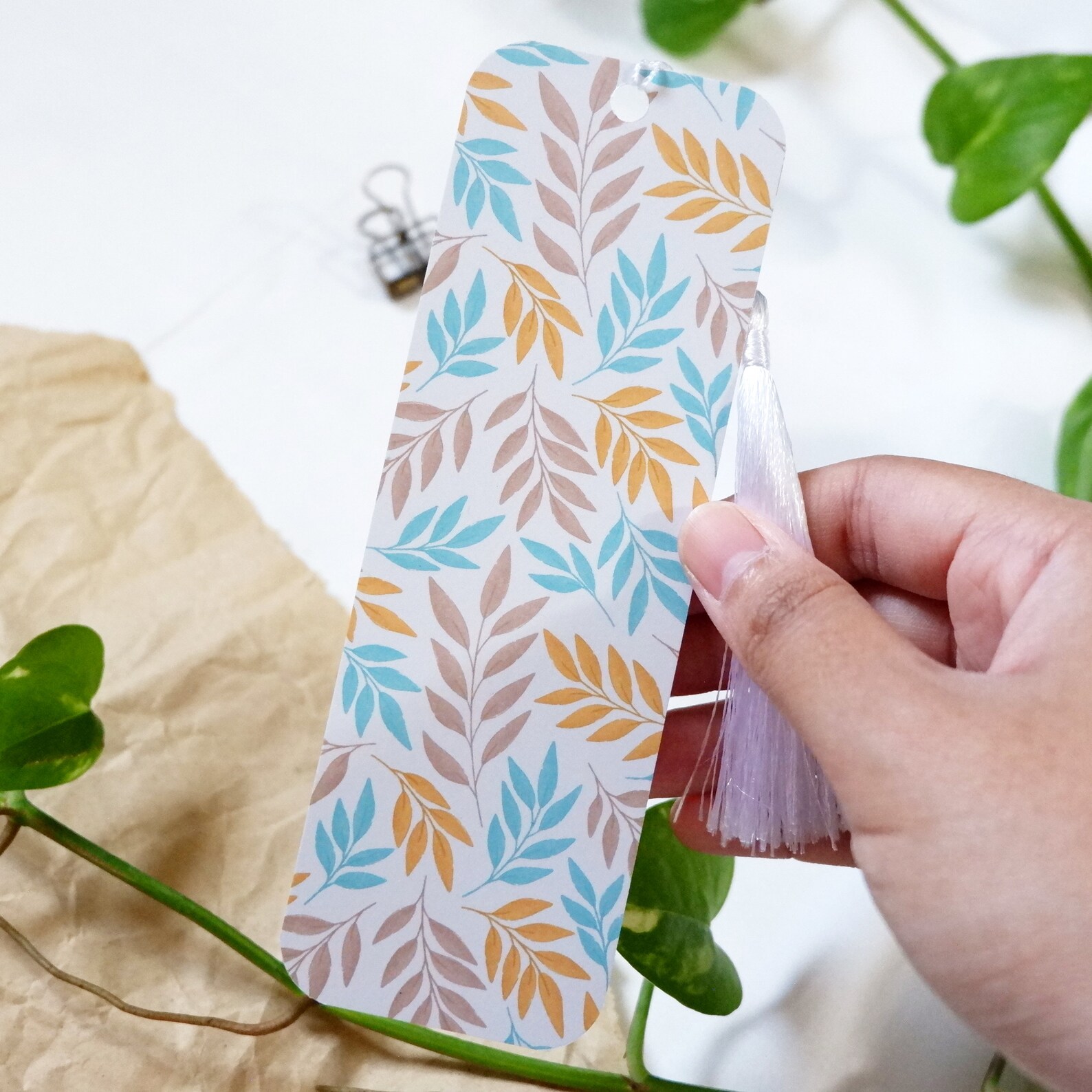 Leaves 4 Pattern Bookmark Illustration, Illustrated Bookmarks, Double ...