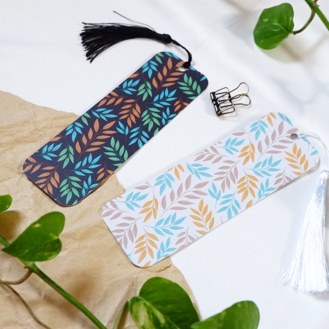 Leaves 4 Pattern Bookmark Illustration, Illustrated Bookmarks, Double ...